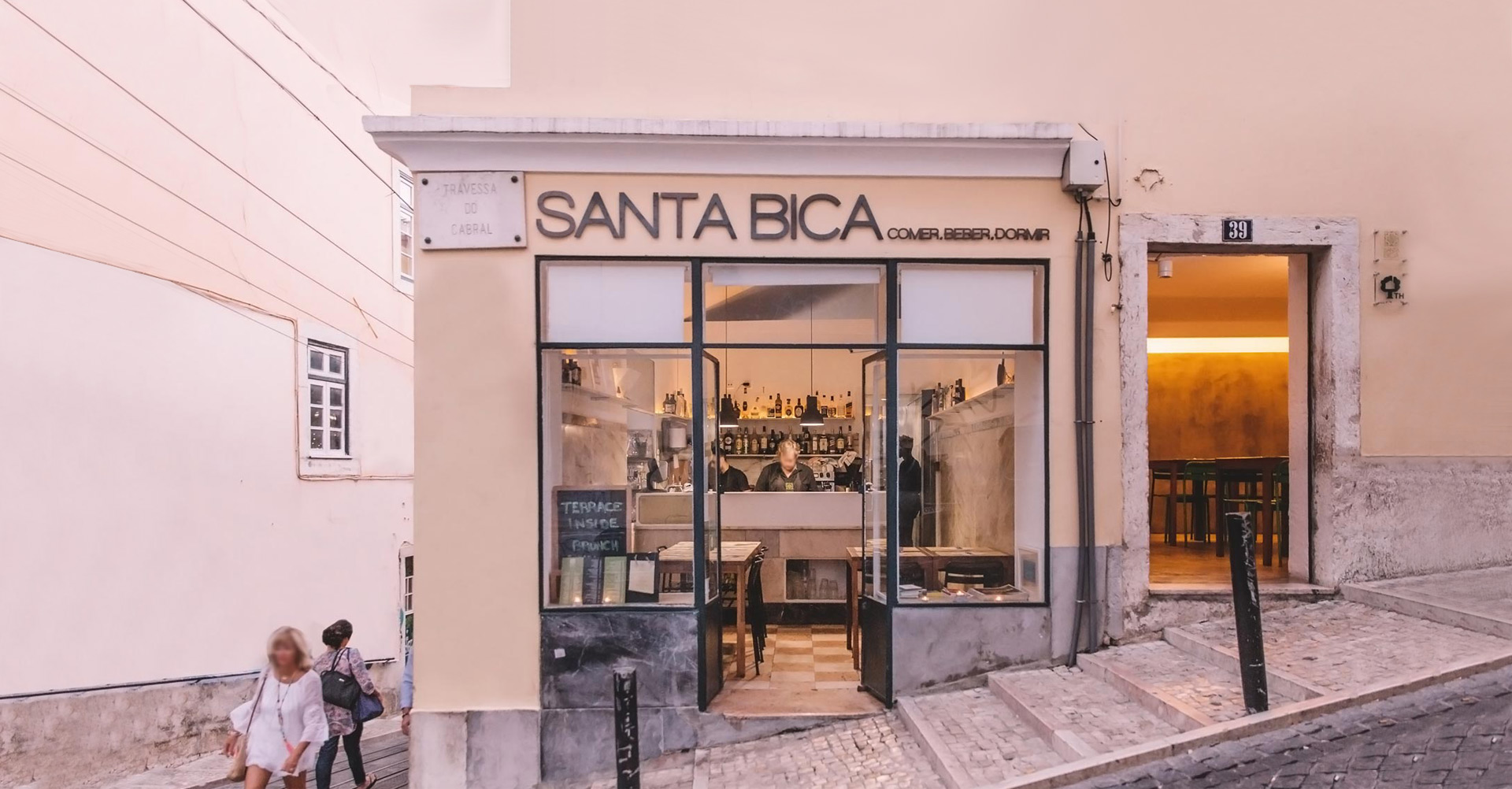 Santa Bica Guesthouse and restaurant in Bica Lisbon
